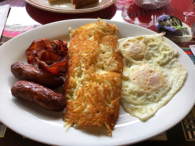 Breakfast traditionalists, rejoice! Perfectly crisp hash browns, savory sausage, and eggs that would make any chicken proud to contribute.