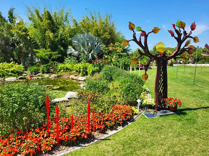 Where art meets horticulture in perfect harmony. This tree sculpture surrounded by vibrant flowers is Florida's answer to the Louvre.