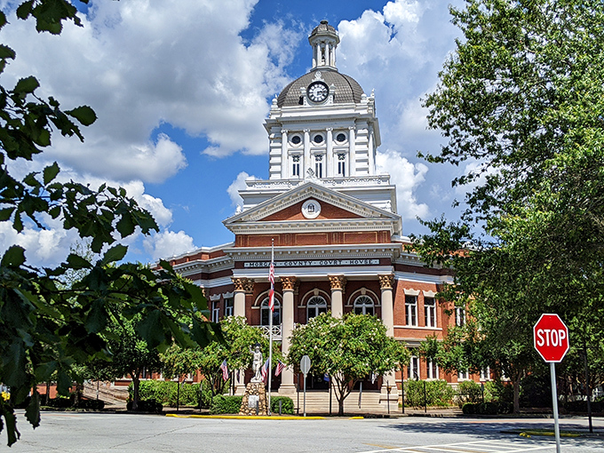 This courthouse doesn't just administer justice&mdash;it serves up a hefty portion of architectural splendor topped with a dome that would make Jefferson proud.