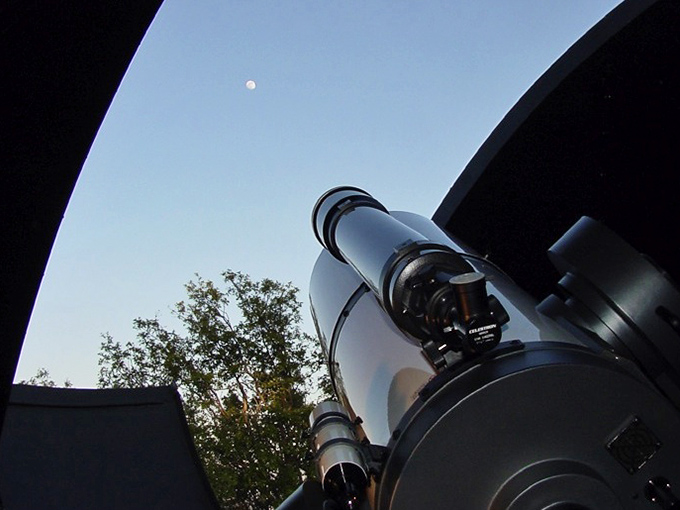 When the stars come out in Lake Arrowhead, they really perform! The mountain elevation offers spectacular night sky viewing far from city lights.