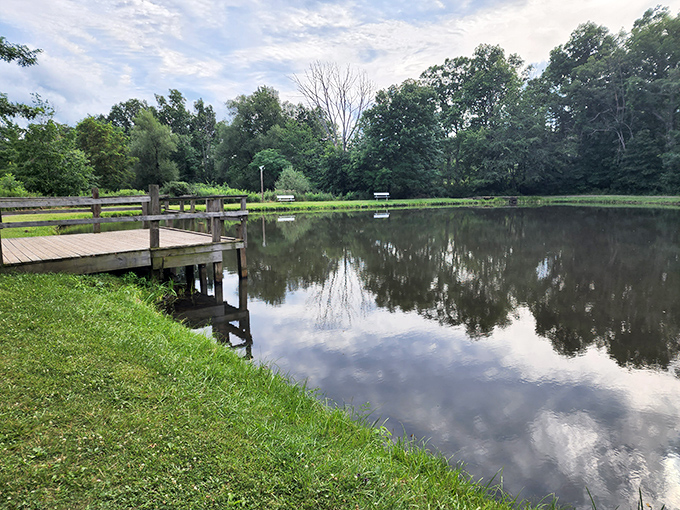 This community pool complex offers more splash for your cash than most vacation resorts that cost your firstborn.