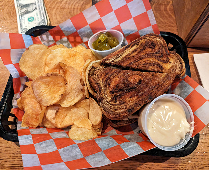 The patty melt and homemade chips&mdash;a dynamic duo that puts Batman and Robin to shame. That perfectly toasted rye deserves its own fan club.