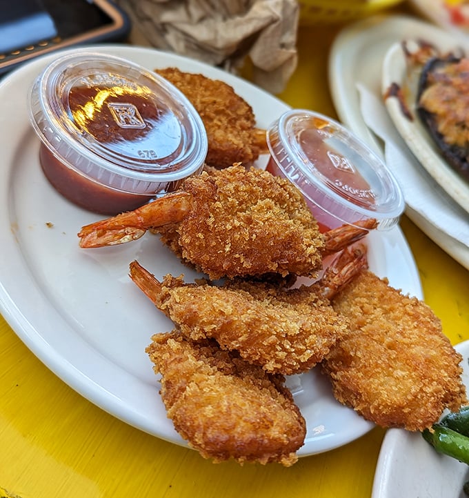 Golden-fried shrimp that crunch with such satisfaction, you'll momentarily forget you're hundreds of miles from any ocean.