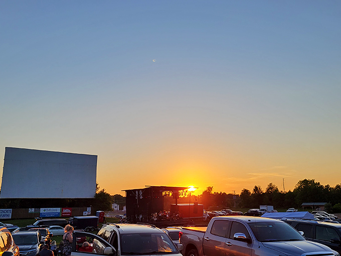 Nature provides the perfect backdrop as the sun bows out, ceding the spotlight to Hollywood's latest offerings.