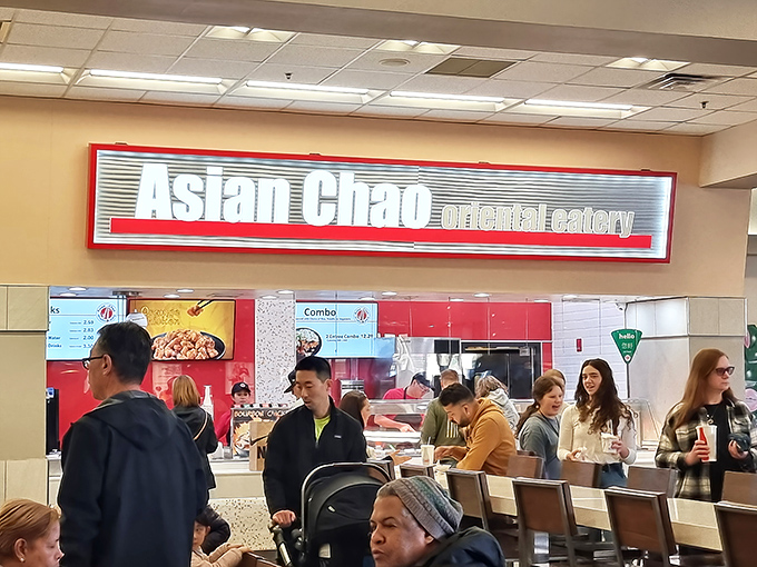 Asian Chao offers a taste of the East between shopping conquests. Nothing fuels a bargain hunt quite like orange chicken and chow mein.