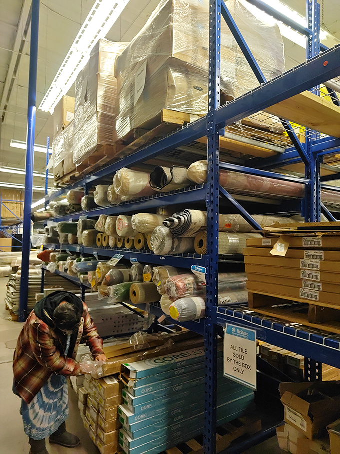 Smart shoppers know the early bird catches the worm - and the best furniture deals.