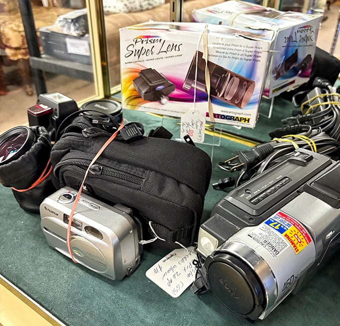 Yesterday's cutting-edge technology, today's nostalgic bargain. That digital camera might have documented someone's Grand Canyon trip before ending up here, waiting for your adventures.