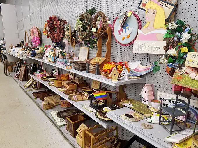 Home d&eacute;cor that ranges from delightfully quirky to "someone's grandmother definitely owned this first."