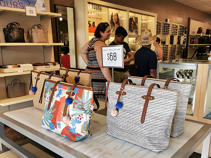 Peak shopping satisfaction captured: when the deals are so good, you need professional consultation from fellow hunters.