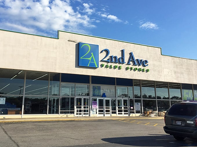 2nd Ave's massive storefront hints at the warehouse-sized bargain hunting adventure waiting beyond those doors.