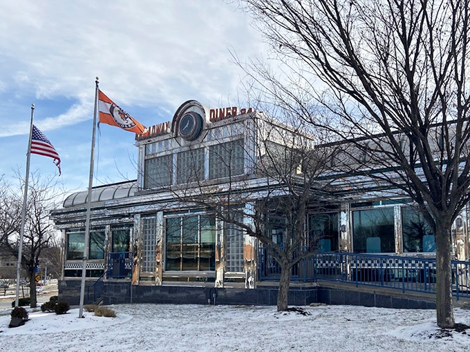 Broadway Diner's classic silver car design screams "real diner food" from every gleaming surface.