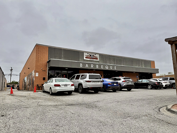 Cattleack's no-nonsense exterior says everything you need to know: less time on decoration, more time perfecting brisket.