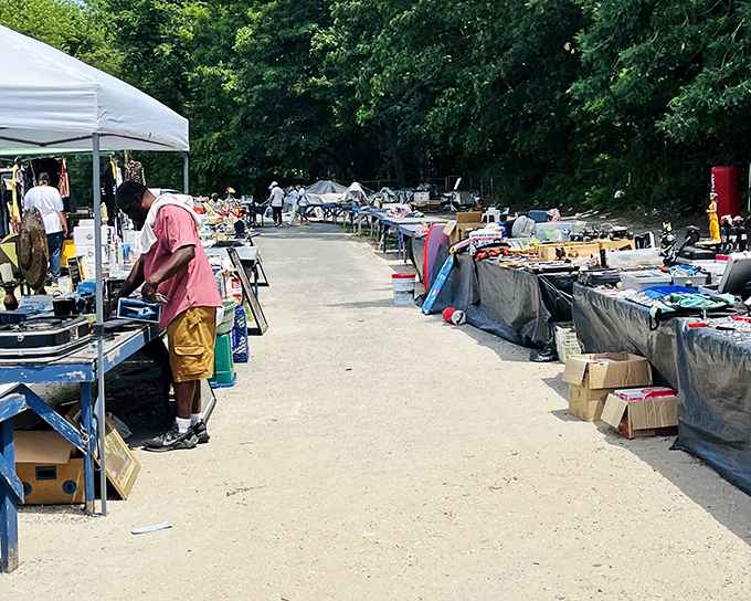 Collingwood's unassuming exterior hides a world of wonders &ndash; like finding a speakeasy, but for vintage treasures instead of cocktails.