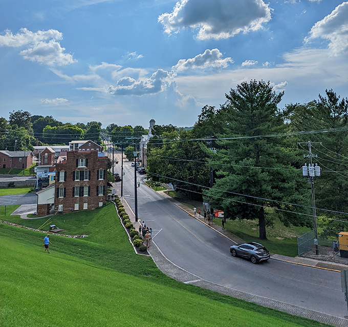Gaze out over historic Dandridge, where lush green hills meet a charming downtown rich with heritage and friendly faces.
