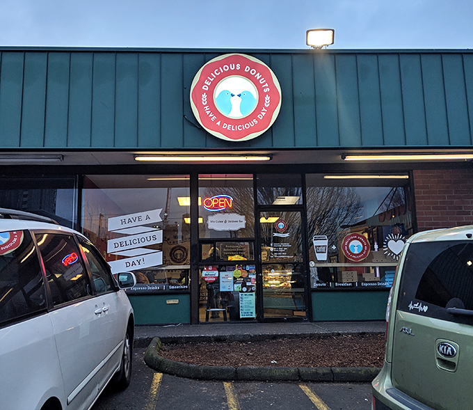 Delicious Donuts' straightforward storefront reflects its no-nonsense approach: focus on the donuts, not the frills.