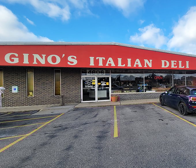 Red awnings and Italian delis go together like mozzarella and tomatoes&mdash;a perfect, timeless pairing.