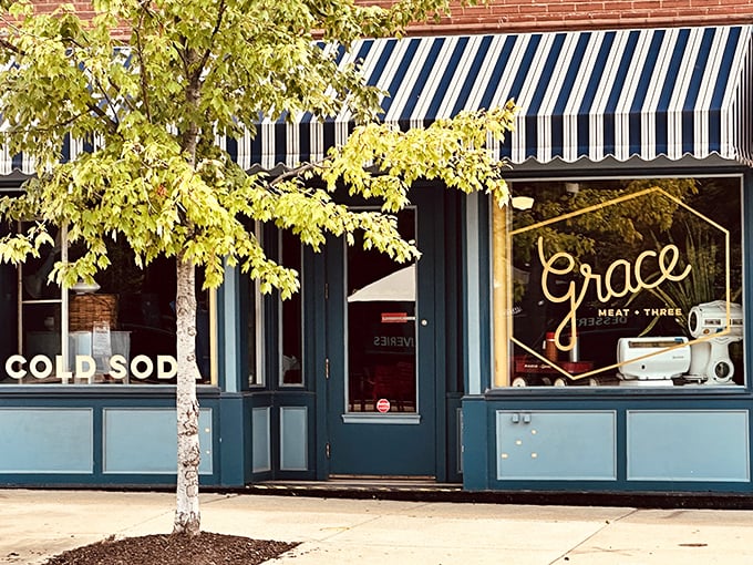 Grace's blue storefront brings a pop of color to the neighborhood. Inside, their fried chicken brings pops of flavor to your taste buds!