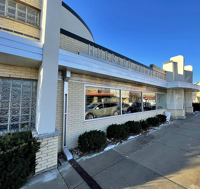 Hubbard Avenue Diner's Art Deco curves would make a '50s Cadillac jealous. Middleton's answer to architectural comfort food.