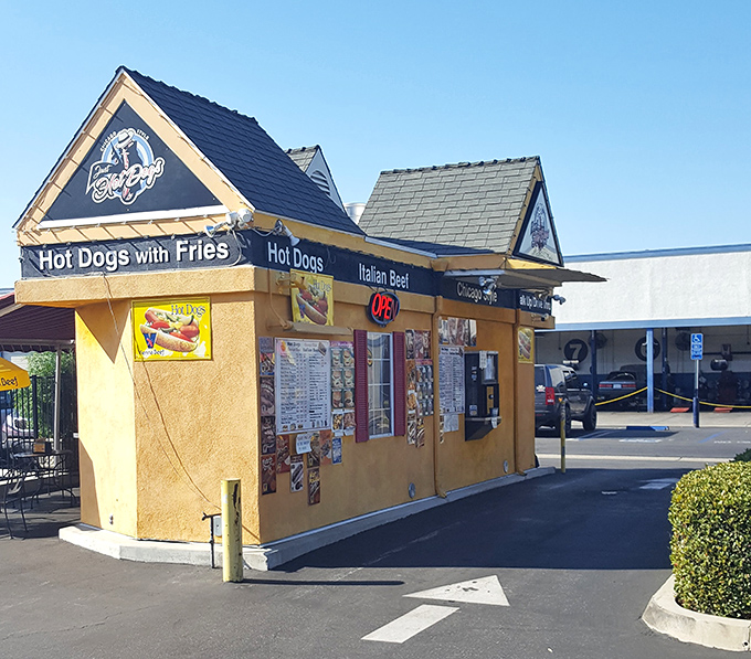 That fairy-tale cottage exterior houses authentic Chicago-style dogs that transport you straight to the Windy City.