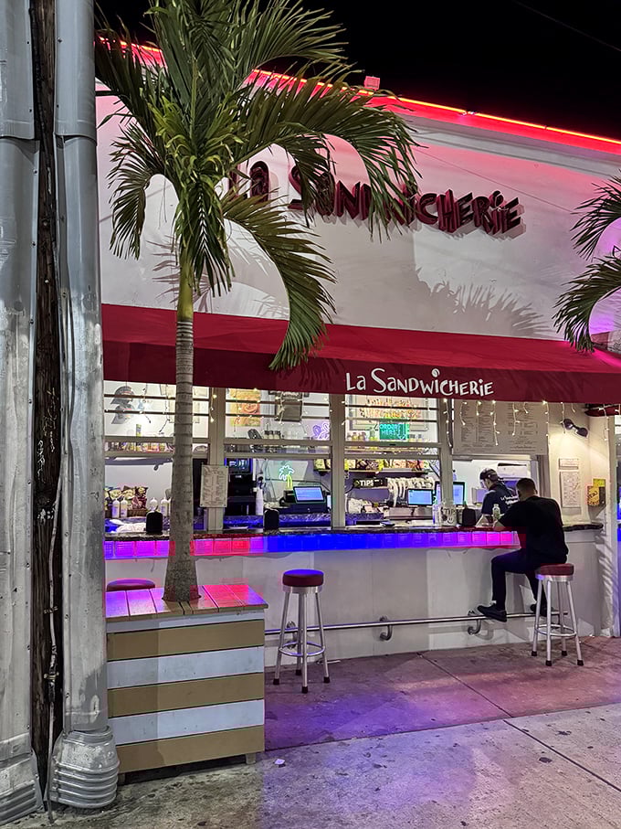 La Sandwicherie glows with Miami Beach energy &ndash; where late-night sandwich cravings meet French-inspired deliciousness.