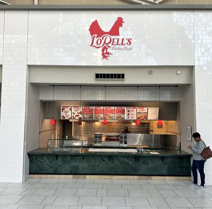 Mall food court simplicity hiding restaurant-quality chicken that'll change your shopping day completely.