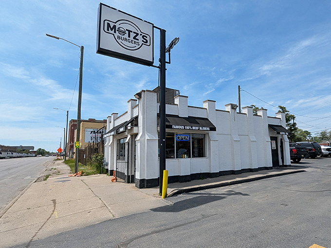White castle architecture meets Detroit grit - a beautiful marriage of form and function.