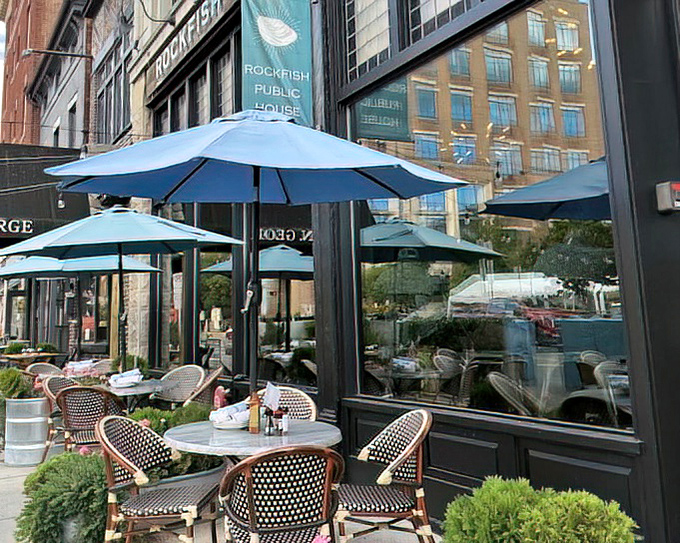 Downtown York's brick-lined streets lead to this glass-fronted haven where rockfish reigns supreme over hungry locals.