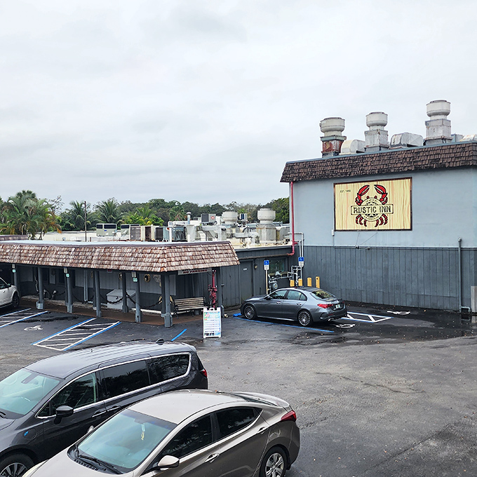 Rustic Inn's unassuming blue exterior is like Clark Kent &ndash; ordinary on the outside, superhero-level seafood on the inside.