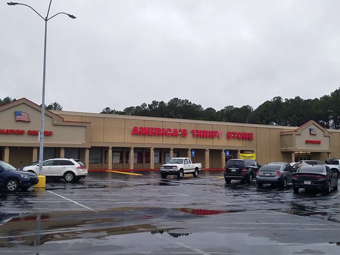 Rain or shine, this Marietta location keeps bargain hunters happy with consistent quality and unbeatable prices.