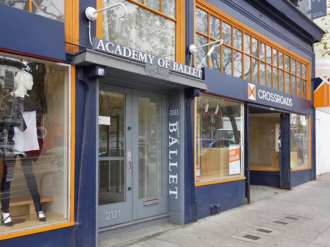 Those large windows showcase carefully curated fashion finds that make sustainable shopping look absolutely effortless and chic.