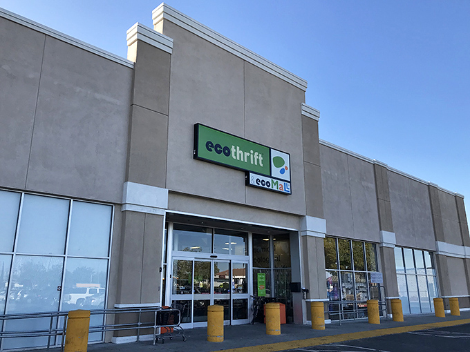 This Sacramento store shows that going green doesn't mean spending more green - smart shopping at its finest.