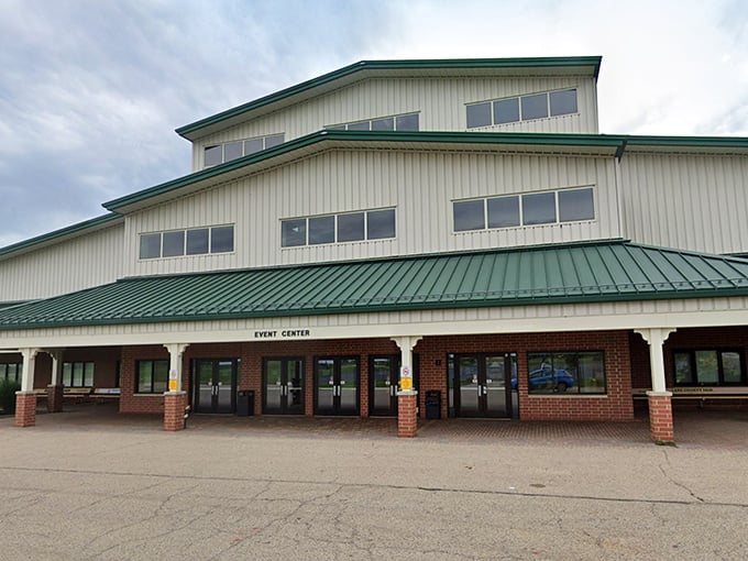 The modern building houses old-world treasures, proving that good things come in well-organized, climate-controlled packages.