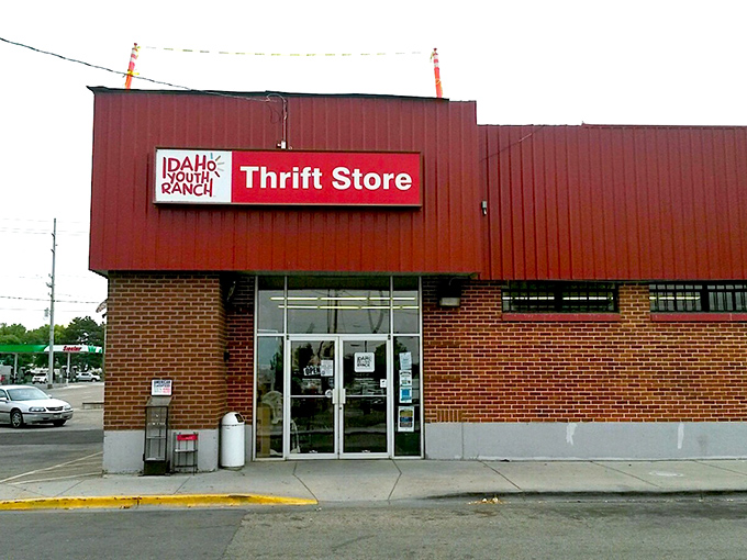 The second Idaho Youth Ranch location offers the same mission-driven shopping in a spacious, no-nonsense setting.