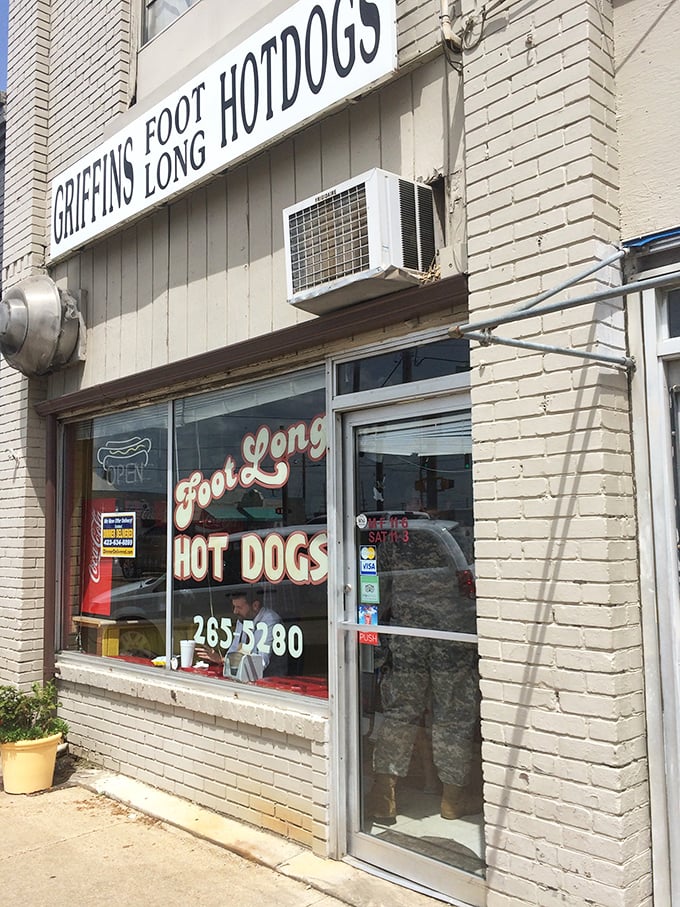 Sometimes the most straightforward approach yields the most satisfying results - case in point right here.