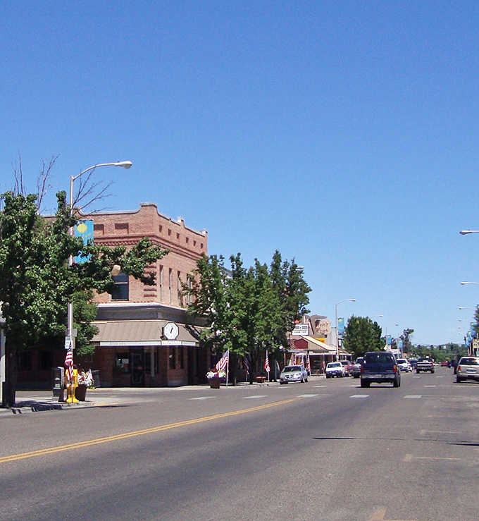 This peaceful downtown proves that border towns offer the best of both worlds and prices.