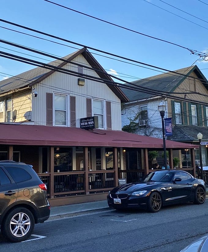 Where historic architecture meets modern appetites, and every meal feels like a celebration.