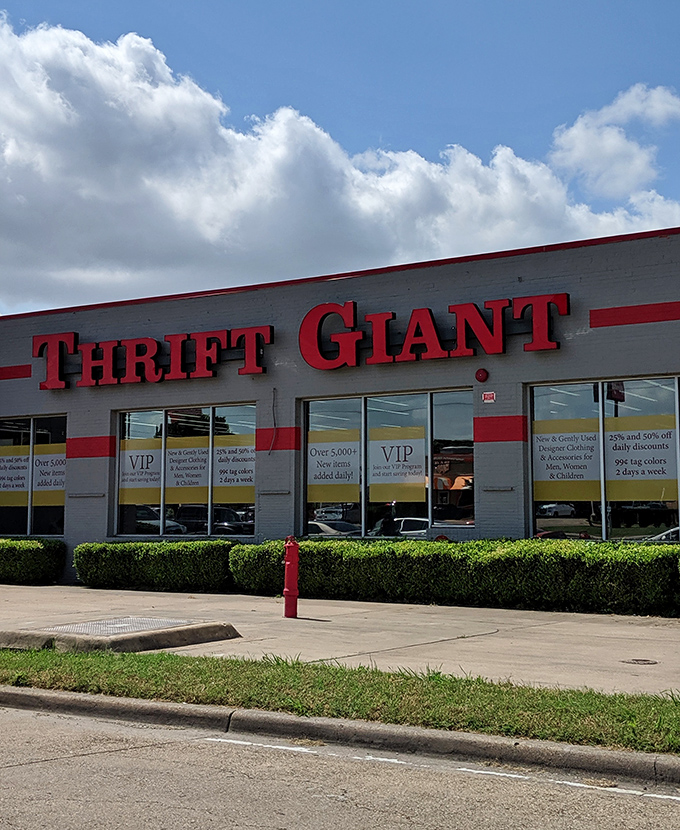 The red stripe running along Thrift Giant's exterior is like a racing stripe – hinting at how quickly you'll fill your cart with unexpected finds.