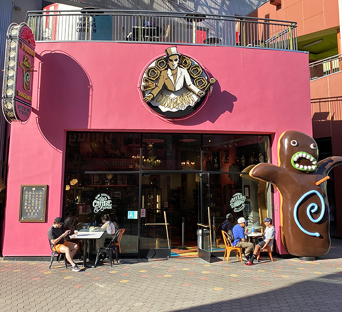 Voodoo's bold exterior promises donuts that are anything but ordinary &ndash; and delivers on every promise.