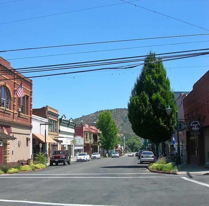Tree-lined streets create perfect shade for leisurely strolls through this welcoming mountain community.