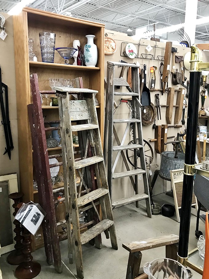 The ladder section: where DIY dreams and rustic farmhouse Pinterest boards come to life. Each rung tells a story of barns, workshops, and apple orchards past.