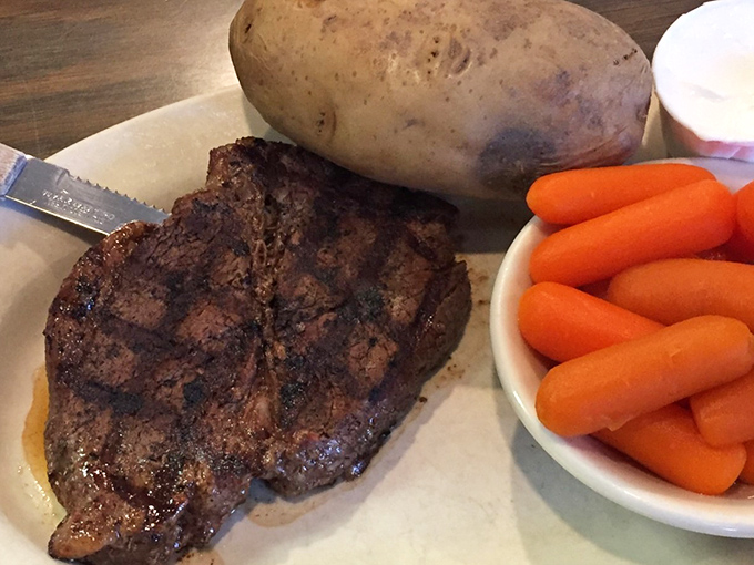 That chopped sirloin steak with its perfect grill marks is the strong, silent type of entr&eacute;e - no fancy sauce needed, just honest beef.