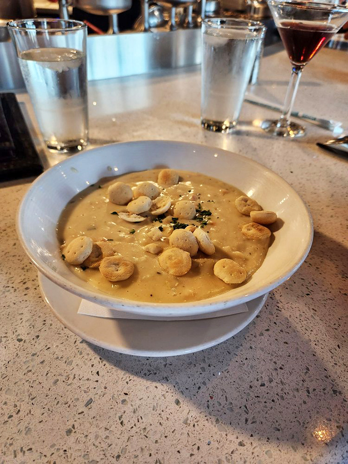 Clam chowder so creamy and satisfying, it could make a New Englander weep with joy&mdash;and in Arizona, no less!