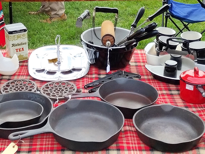Cast iron that's outlived several kitchens and will outlive several more. Seasoned with decades of family dinners and Sunday morning pancakes.