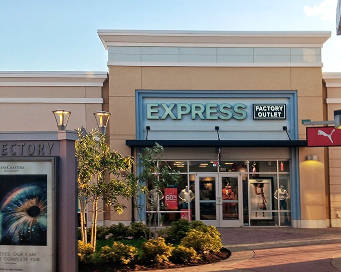 Express yourself for less! With discounts up to 60% off, you can finally afford that office wardrobe upgrade without the executive-level price tag.