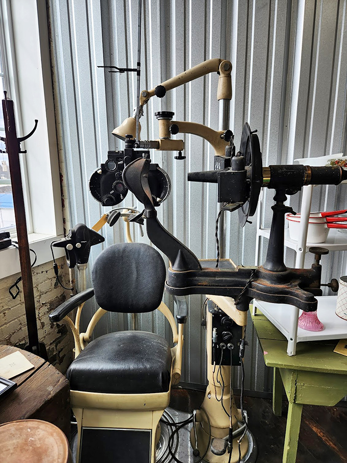 This antique dentist chair and equipment might make your modern dental anxieties seem quaint. At least nowadays they give you the good drugs first!