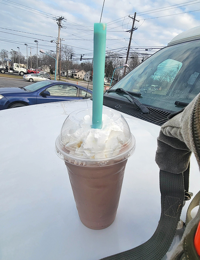 Even the milkshakes wear turquoise accessories here&mdash;a creamy chocolate concoction that's worth every delicious calorie.