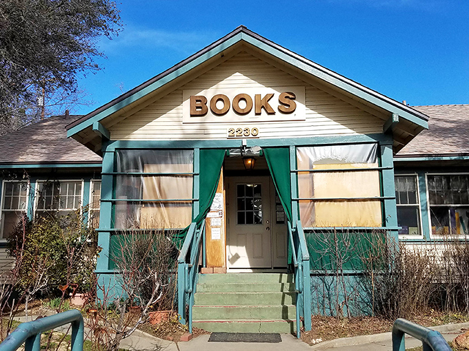 The Old Julian Book House promises literary treasures and that unmistakable old book smell &ndash; bibliophile heaven in the mountains.