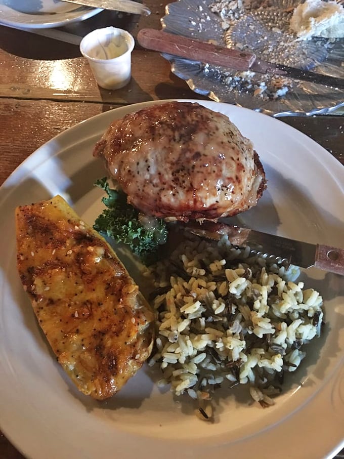 When your entr&eacute;e looks like it should have its own Instagram account. This tender pork with wild rice and perfectly cooked vegetables makes "eating your greens" a pleasure, not a chore.