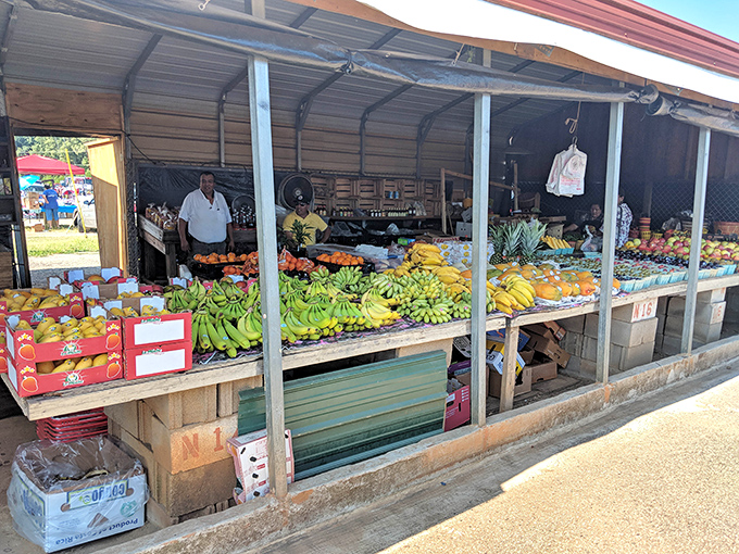 Produce paradise! These bananas and oranges didn't travel across continents to meet you&mdash;they're the fresh-faced neighbors from just down the road.
