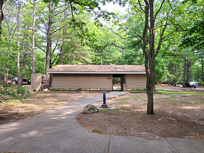 The least glamorous but most appreciated park feature after a day of swimming. Civilization's humble outpost among the pines.